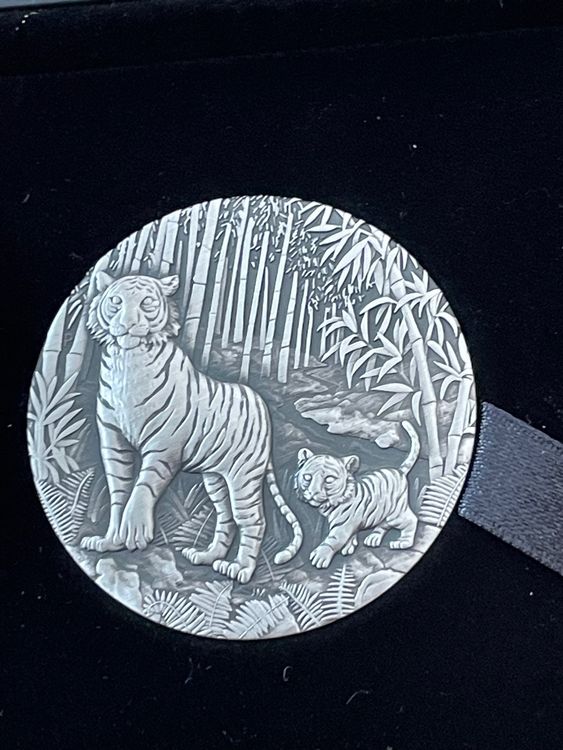 Lunar - Tiger - 2 Unzen Silber Antik 2022 + Box | Kaufen auf Ricardo