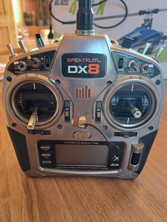 Fernbedienung Spektrum DX8 (Gebraucht) in Rafz für CHF 140 – mit Lieferung auf Ricardo kaufen