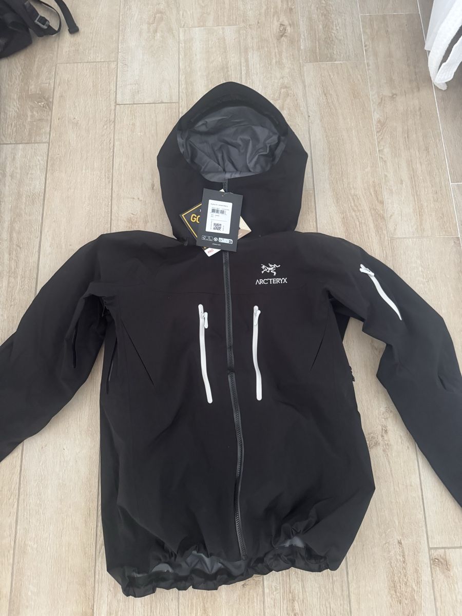 Arcteryx Alpha SV Jacket (Neu und originalverpackt) in würenlos für CHF ...