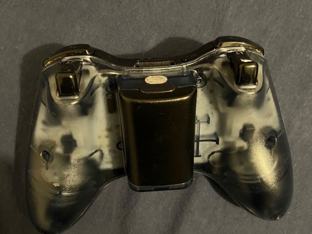 Xbox 369 controller Halo 4 Edition (Gebraucht) in Matten b. Interl für CHF 4 – mit Lieferung auf ...