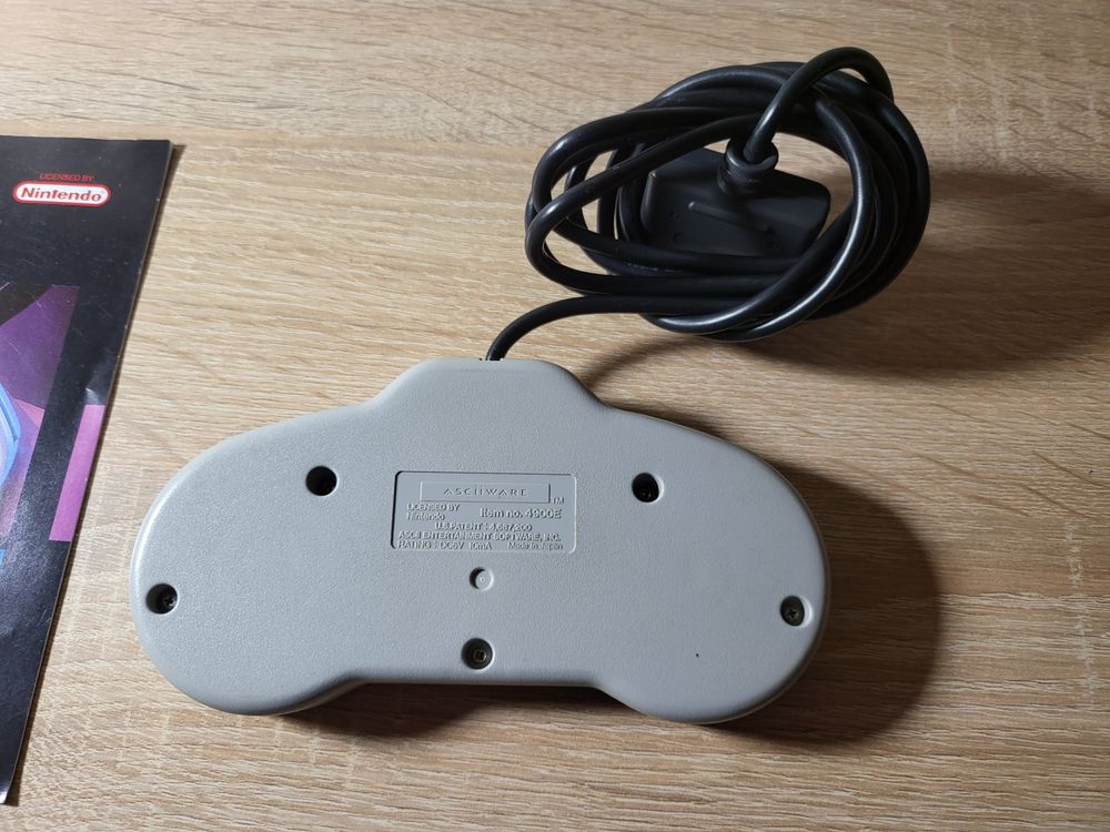 SNES Controller ascii Pad (Gebraucht) in Sursee für CHF 16 – mit ...