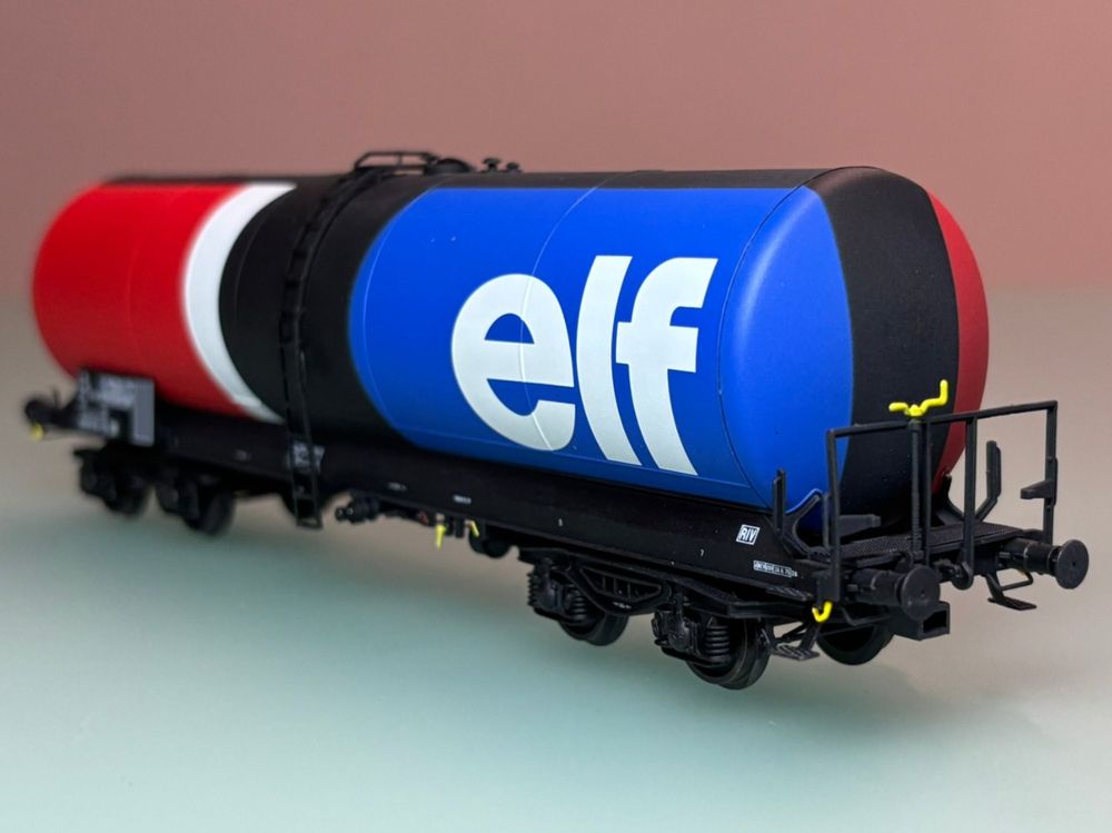 SNCF Citerne longue ANF " ELF " yc box expo | Acheter sur Ricardo
