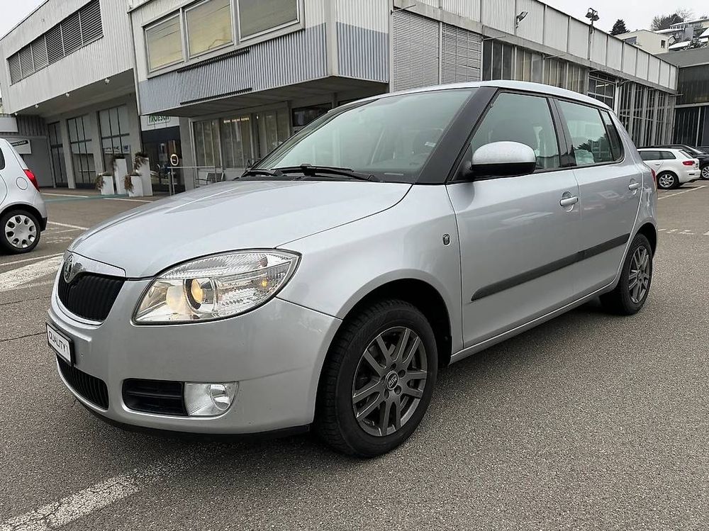 SKODA Fabia 1.6 Tiptronic / 2010 109 000 Km Frisch ab MFK / | Acheter ...