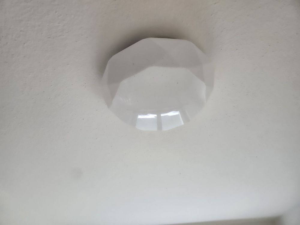Moderne LED Deckenlampe, Diamant-Optik (Gebraucht) in Mettmenstetten für CHF 1 – nur Abholung ...
