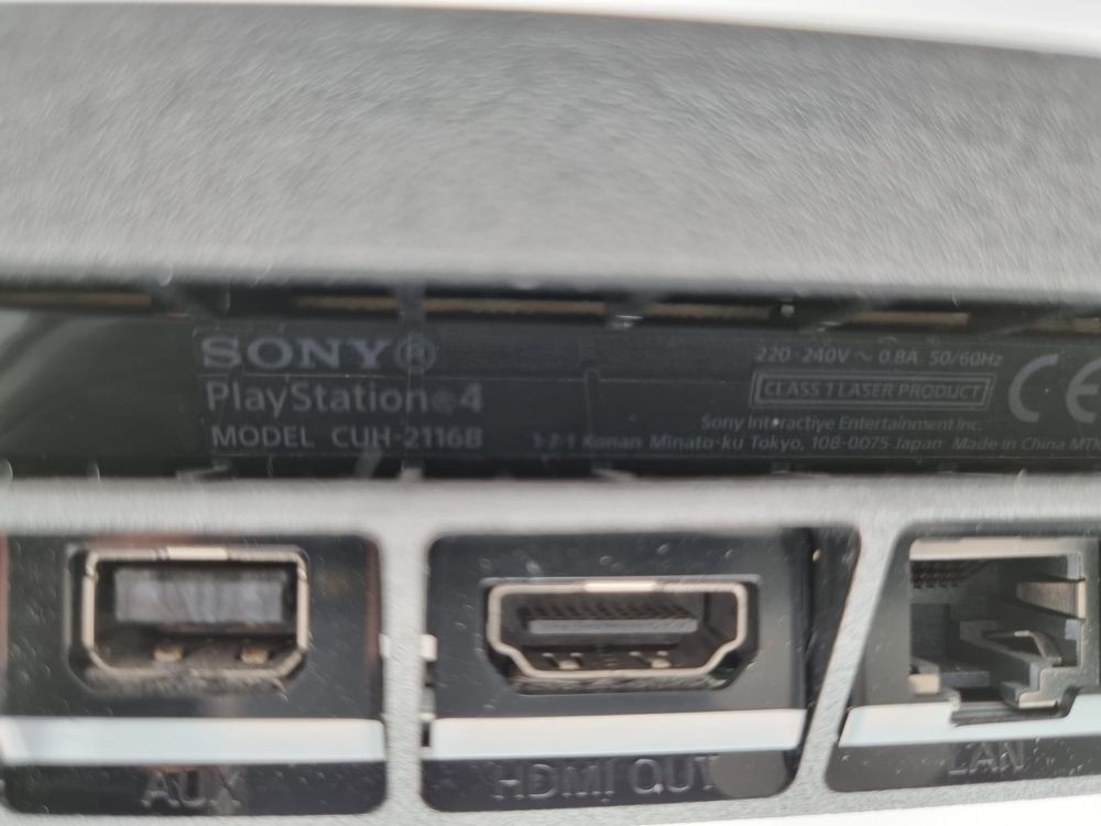 Sony PlayStation 4 PS4 SLIM Konsole Set / Bundle (CUH-2116B) (Gebraucht ...