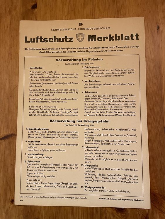 Historisches Luftschutz Merkblatt Schweiz 1951 (Gebraucht) in Erlen für ...