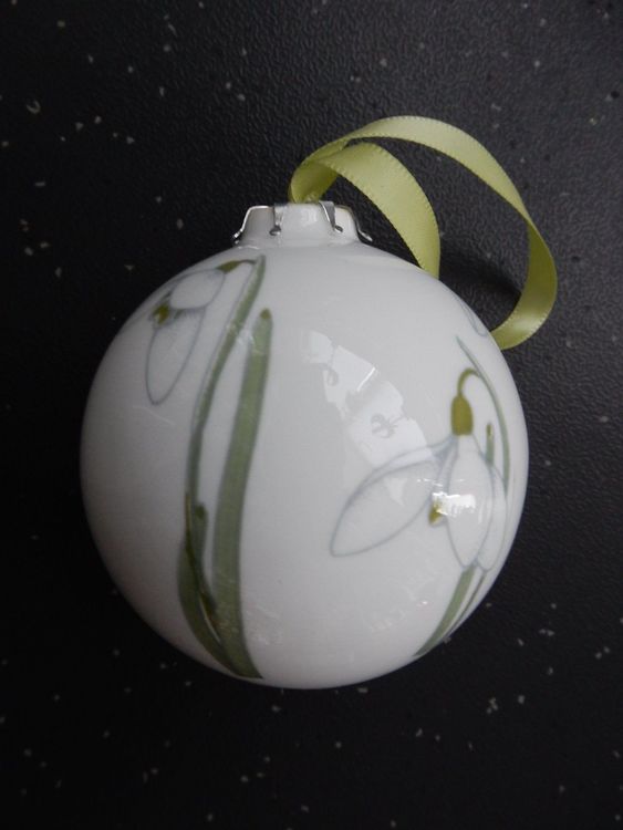 Weihnachtskugel mit Schneeglöckchen Galanthus NEU Porzellan | Kaufen auf Ricardo