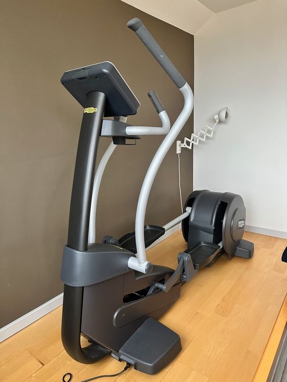 TechnoGym Crosstrainer (Synchro Forma Elliptical) (Gebraucht) in Zürich ...