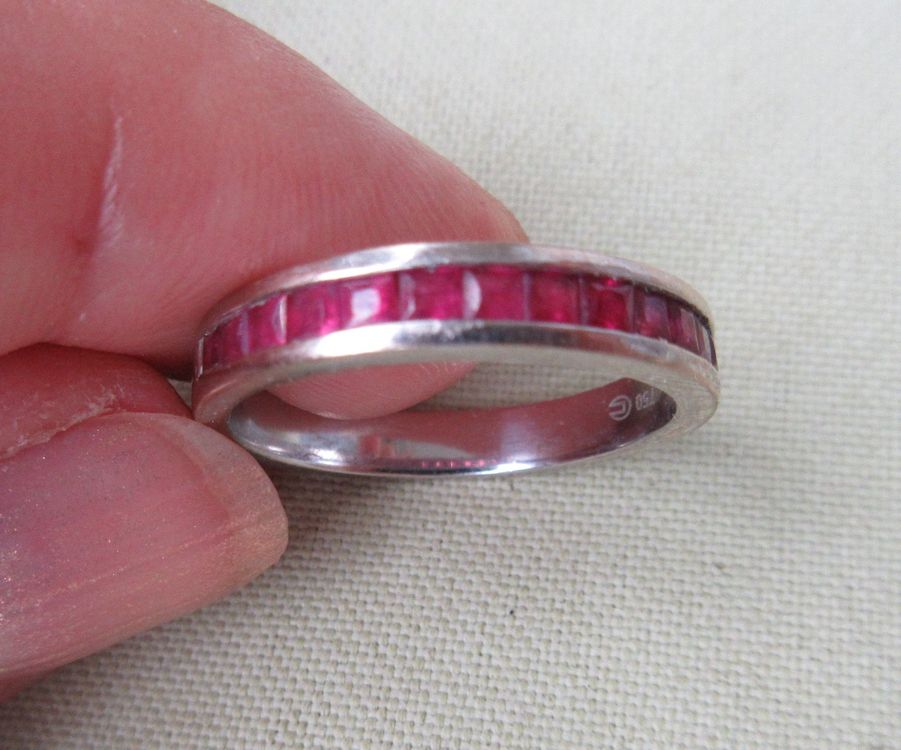 18K WG Halb Alliance-Ring mit 14 Rubinen, Grösse. 54 (Gebraucht) in ...