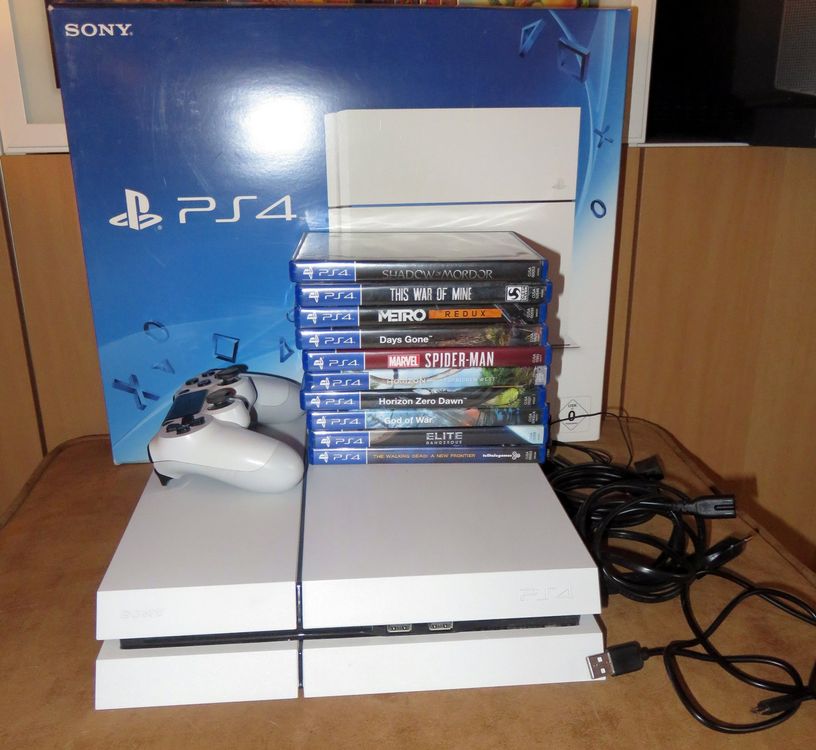 Playstation 4 Crystal White + OVP und 10 Top Spiele (Gebraucht) in ...