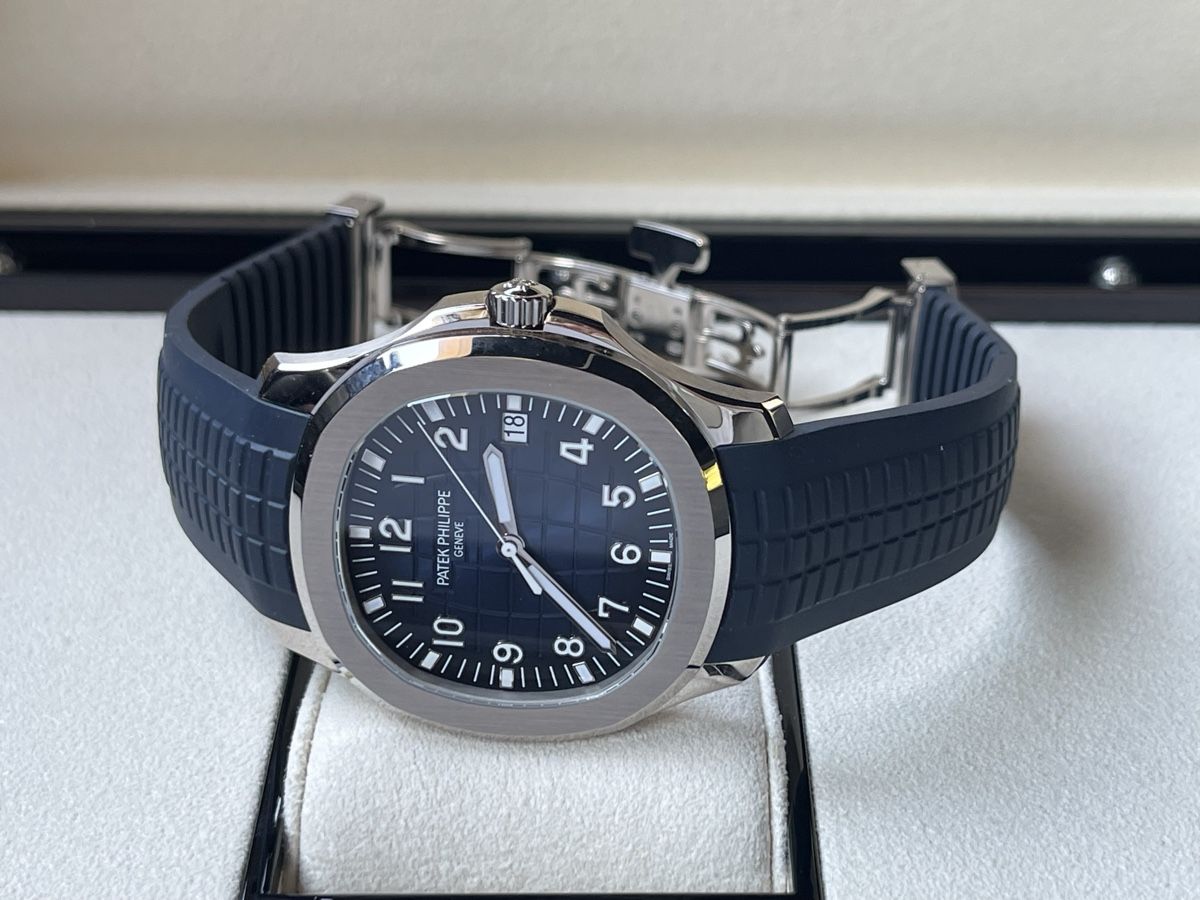 Patek Philippe Aquanaut Ref. 5168G Blue dial Full Set (Neu (gemäss ...