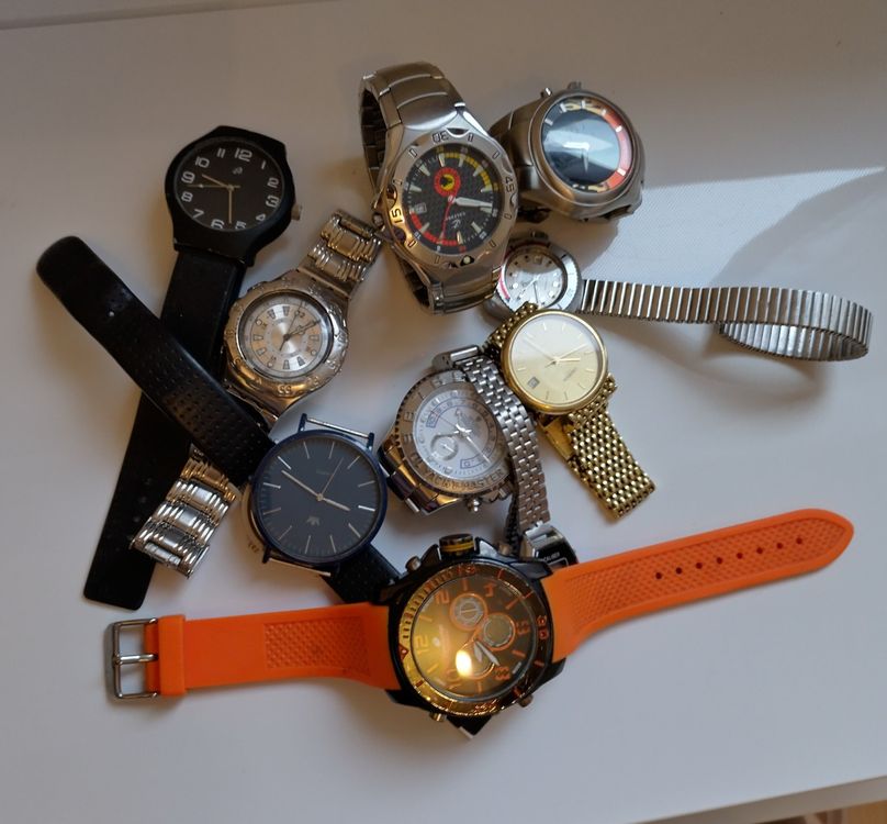 UHREN LOT MIT FOSSIL SWATCH TIMEMASTER ETC. (Defekt) in Romanshorn für ...