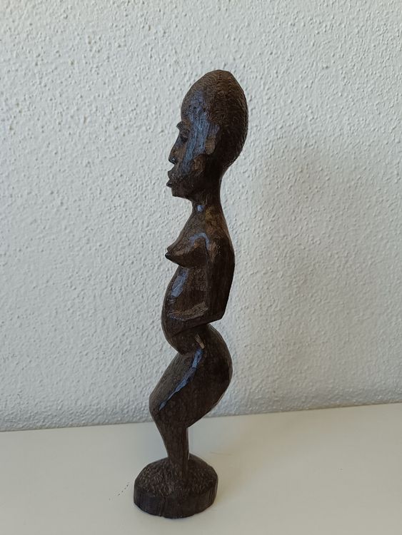 Afrikanische Kunst Figur aus Holz ein Original | Kaufen auf Ricardo