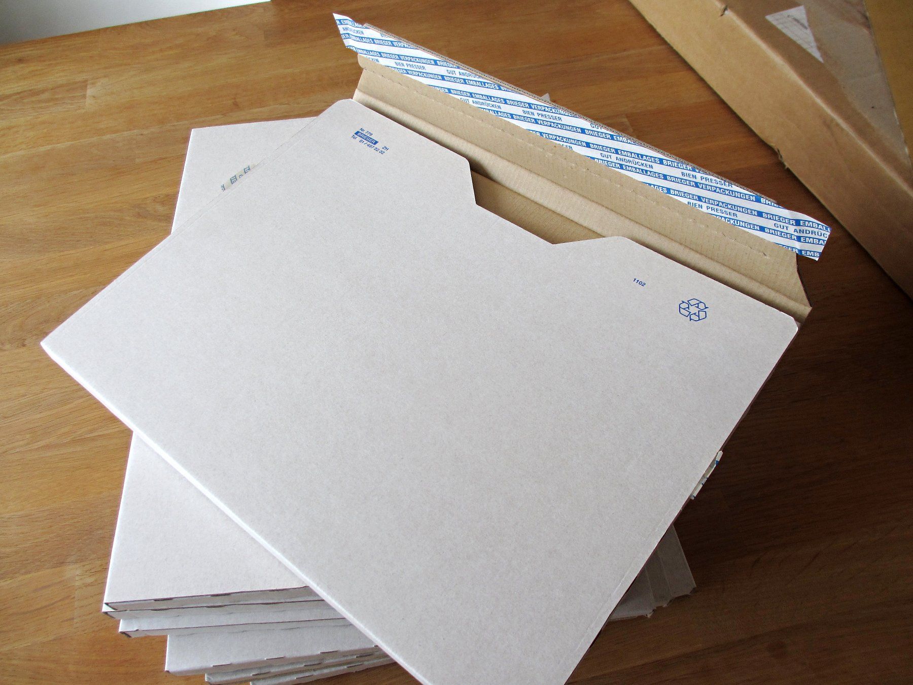 Versandumschläge aus Karton (Fotos Ausdrucke Kunst usw.) (Neu (gemäss ...