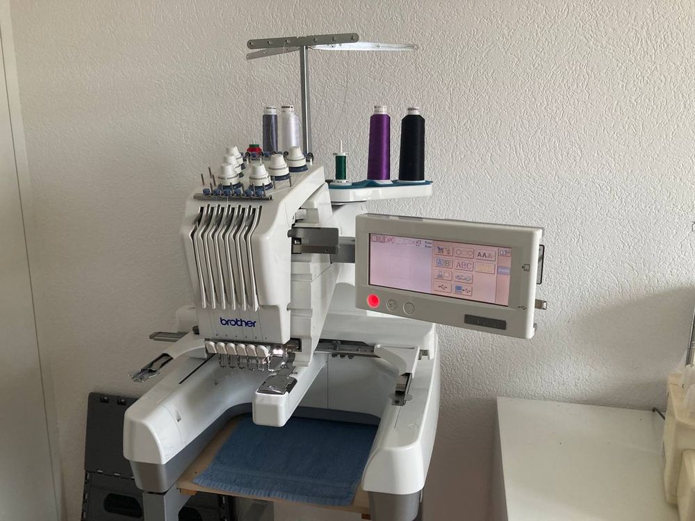 Stickmaschine Brother PR620 (Gebraucht) in Wädenswil für CHF 2300 – nur Abholung auf Ricardo kaufen