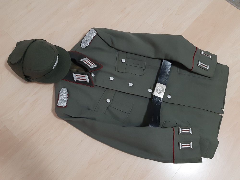 Sehr frühe NVA Uniform aus der DDR (Gebraucht) in für CHF 89 – mit ...