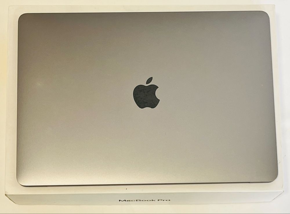 MacBook Pro 13 mit Touch Bar A2159 (Defekt) in Wildegg für CHF 89 – mit ...