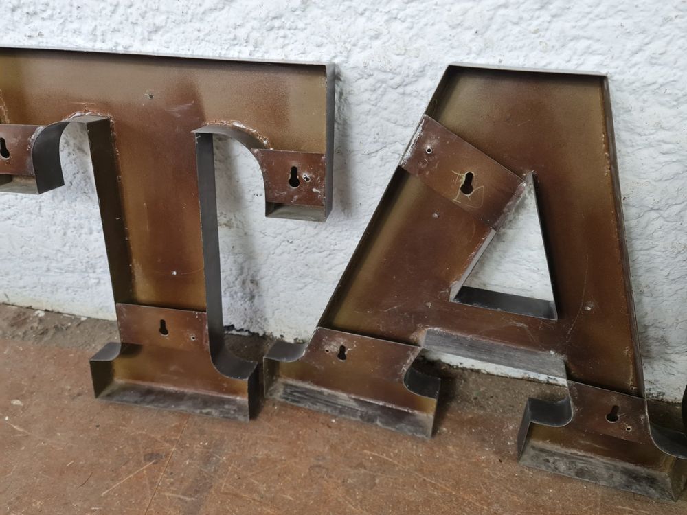 Metall Anziehend 10 Buchstaben