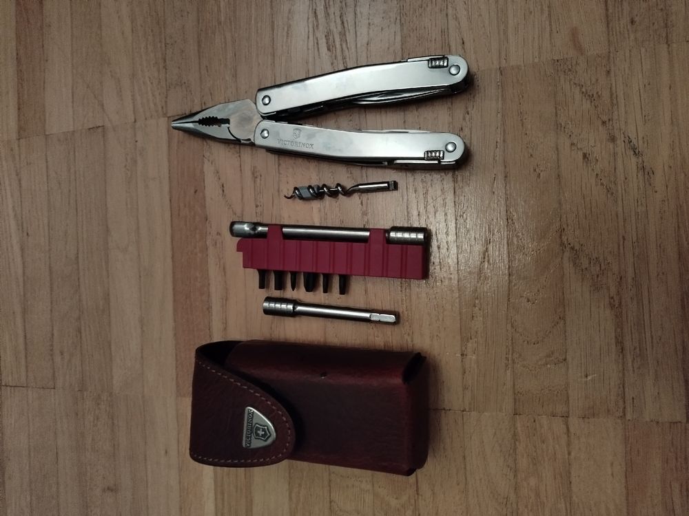 Victorinox Swisstool X Plus | Kaufen auf Ricardo