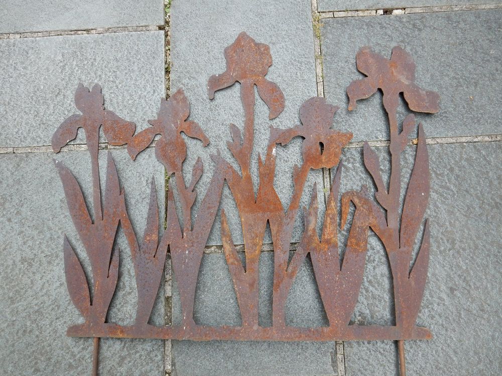 Rost: Gartenstecker Schwertlilien Iris zur Abgrenzung, Deko (Neu ...
