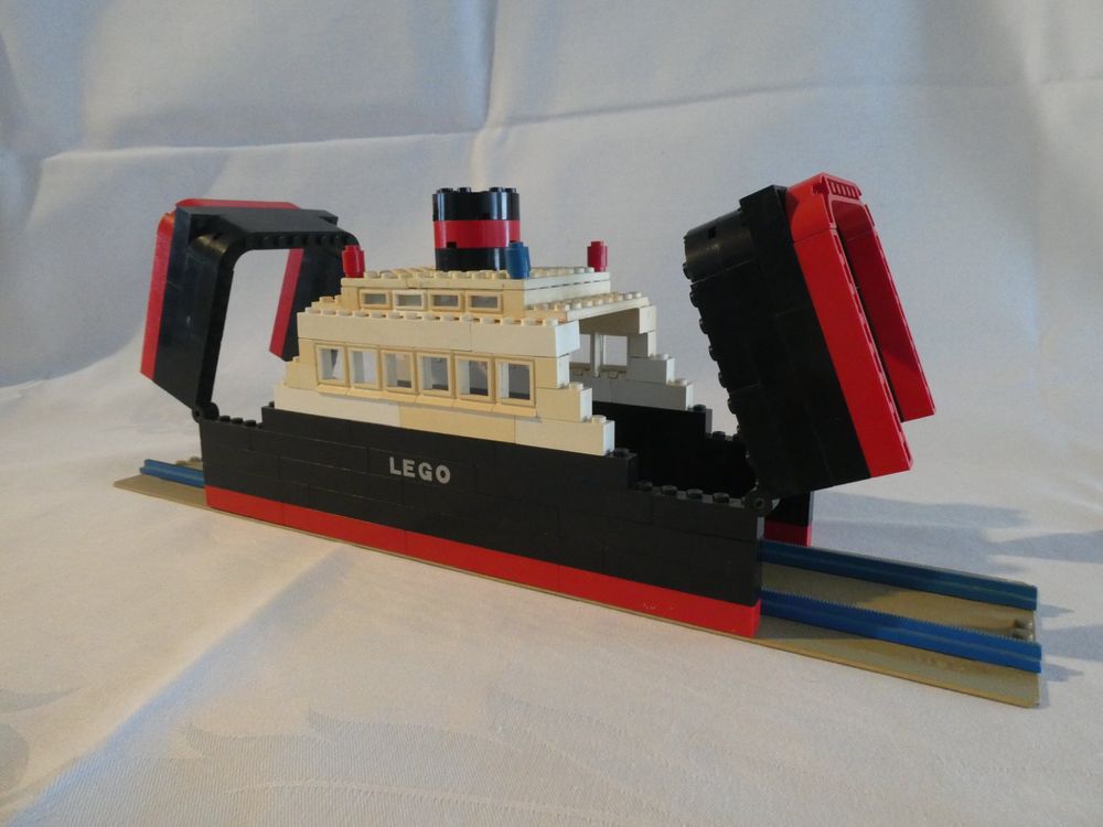 Lego Fähre (RoRo-Fähre) (Gebraucht) in Dürrenroth für CHF 50 – mit ...