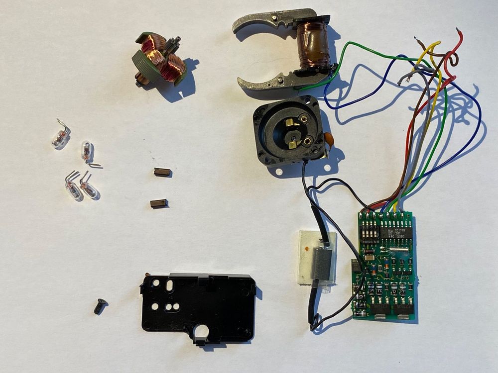 Märklin DELTA Decoder-Set mit Motor, Kohlen, Lämpchen | Kaufen auf Ricardo