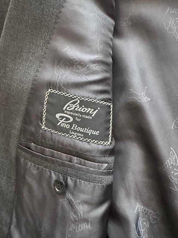 Esclusivo Completo Uomo Brioni Size 57 (Usato) a Chiasso per CHF 150 ...