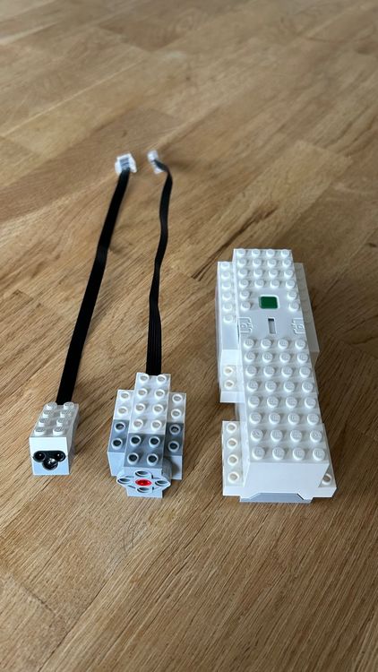Lego Powered Up - Move Hub, Mittler Linearmotor und Sensor | Kaufen auf ...