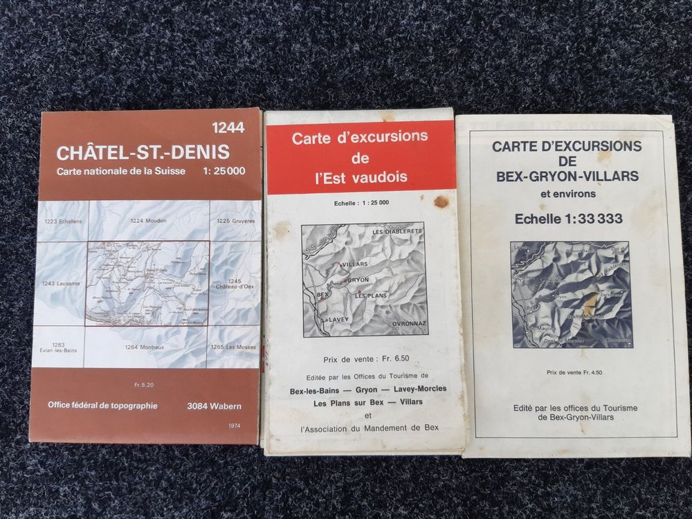 Landkarten Vaud 3 x (Gebraucht) in Oberbuchsiten für CHF 2.9 – mit ...