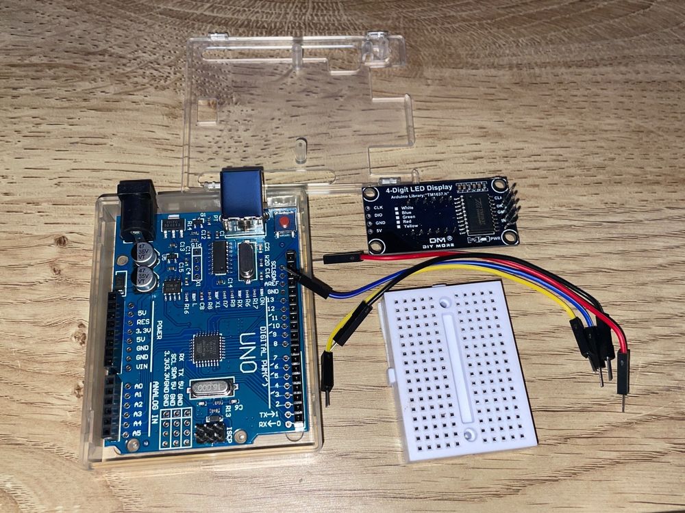Arduino Uno (Klon) + Gehäuse + Breadboard + 4-Digits Display | Kaufen ...