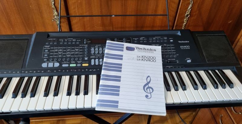 Technics-Keyboard KN400 (inklusive Ständer und Anleitung) (Gebraucht ...