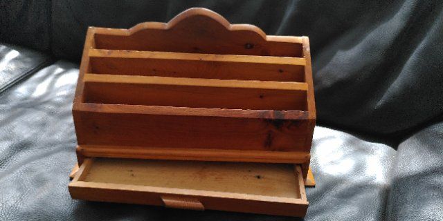 casier courrier en thuya massif / Postablage aus Thuja (Gebraucht) in ...