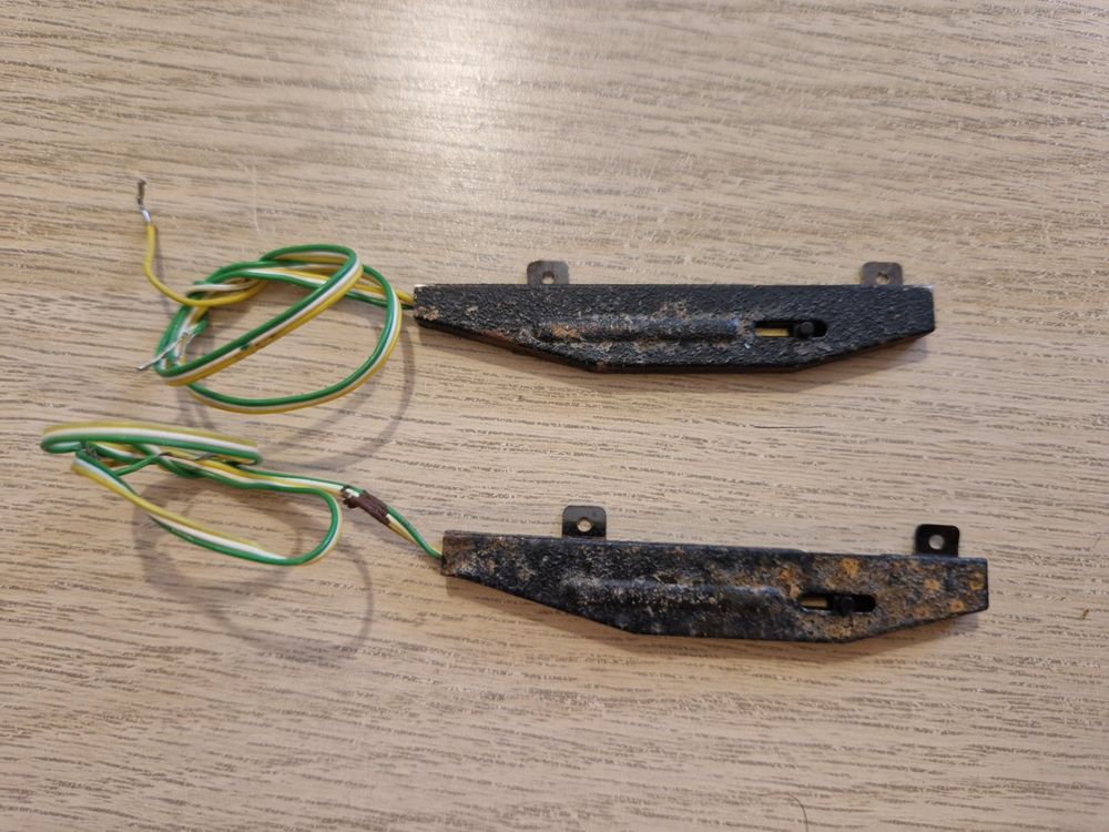 Minitrix 2 x 14935 weichenantrieb R (5) (D'occasion) à St-Aubin-Sauges ...