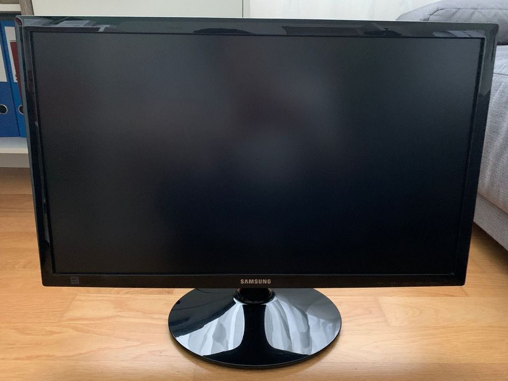Samsung S24D300H 24" (Gebraucht) in Oensingen für CHF 50 – nur Abholung ...