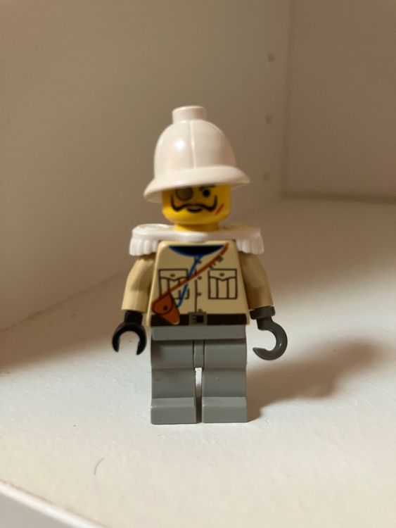 Lego figurine adventurers Baron von Barron Figur (Gebraucht) in Fully ...