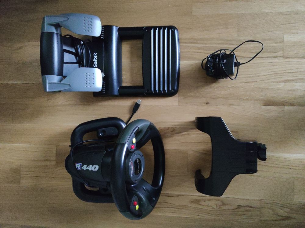 Volant PC Saitek R440 Trans-world Racing (D'occasion) à Bulle pour CHF ...