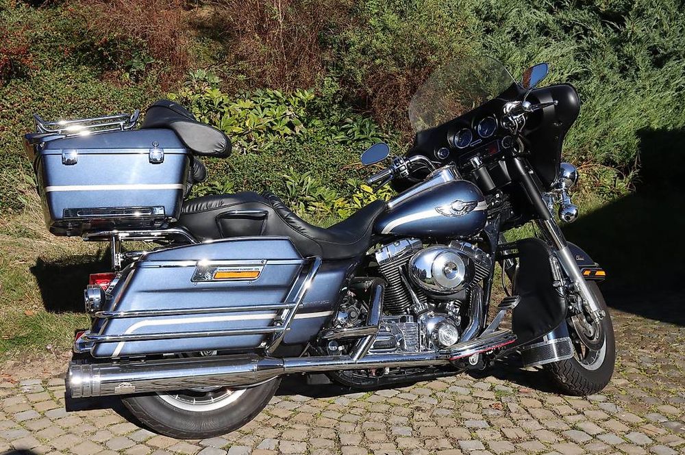 Wunderschöne Harley- Davidson Elictra-Glide FLHTC (Gebraucht) in ...