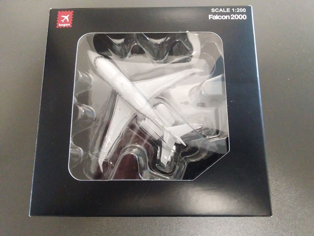 DASSAULT FALCON 2000 1:200 (Neu und originalverpackt) in Möhlin für CHF ...