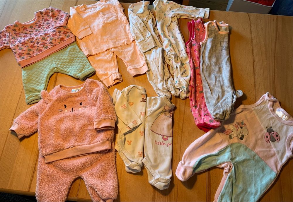 Mädchen Kleiderpacket in Grösse 62/68 | Kaufen auf Ricardo