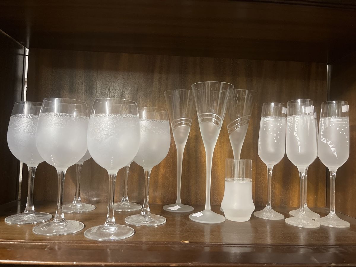 Vintage Frosted Glassware Kollektion (nik11) (Gebraucht) in Aarau für ...