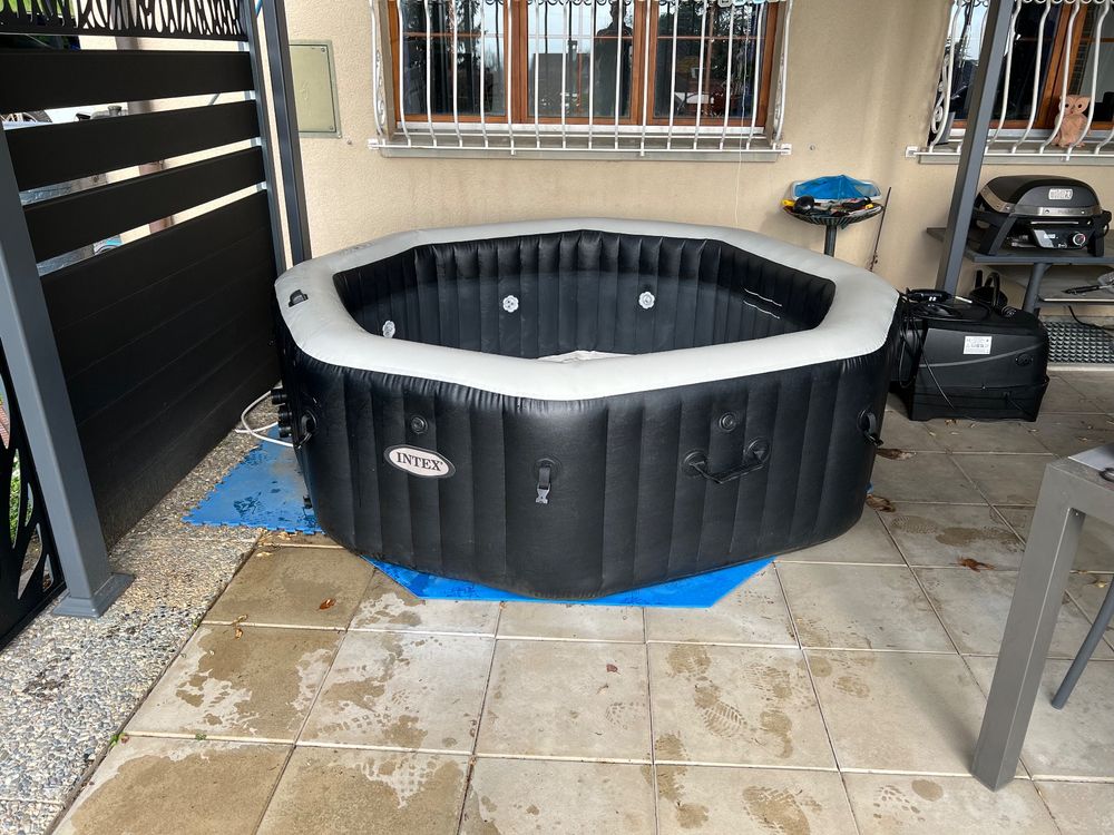 Intex Jacuzzi PureSpa Jet & Bubble Deluxe en bon état | Kaufen auf Ricardo