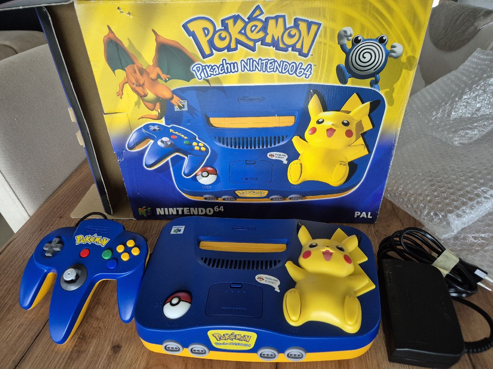 N64 Pokémon OVP complète N64 Pikachu ⚡️ (D'occasion) à Ursy pour CHF ...
