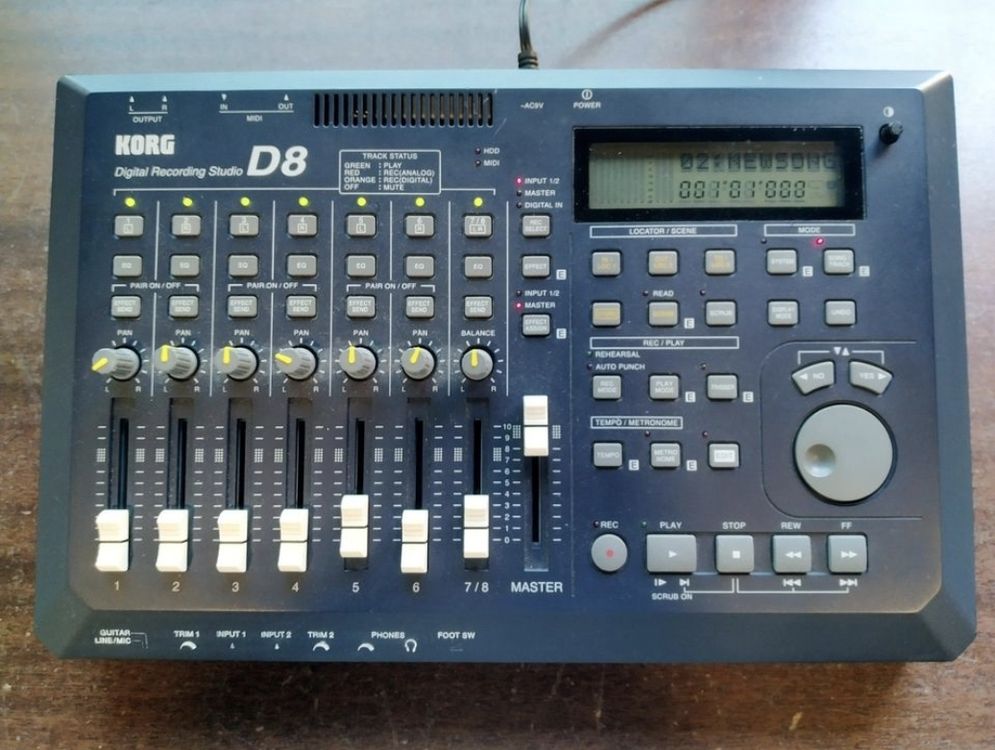 Korg D8 Digital 8-Track Recording Studio | Kaufen auf Ricardo