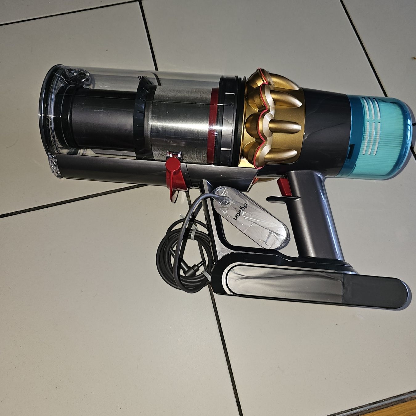 Dyson v15 nouvel start de 1fr (Neuf (Voir description)) à Plan les ...