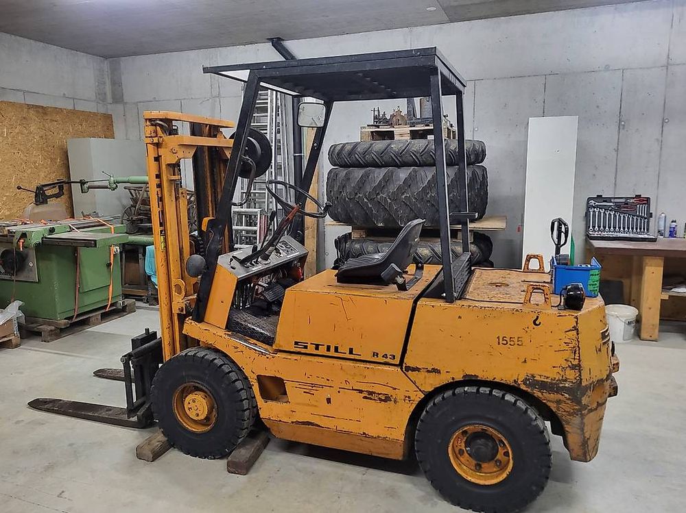 Stapler STILL Antrieb Defekt (Defekt) in Uesslingen für CHF 1999 – nur Abholung auf Ricardo kaufen