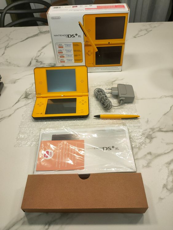 Nintendo Dsi XL YELLOW mit OVP | Kaufen auf Ricardo
