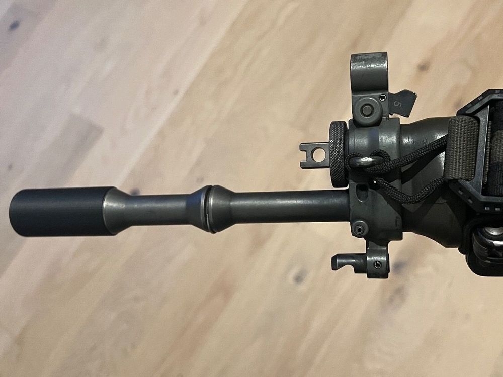 Laufdeckel - Laufschutz - Stgw 90, SIG 550, SIG 553 (Neu und originalverpackt) in Fruthwilen für ...