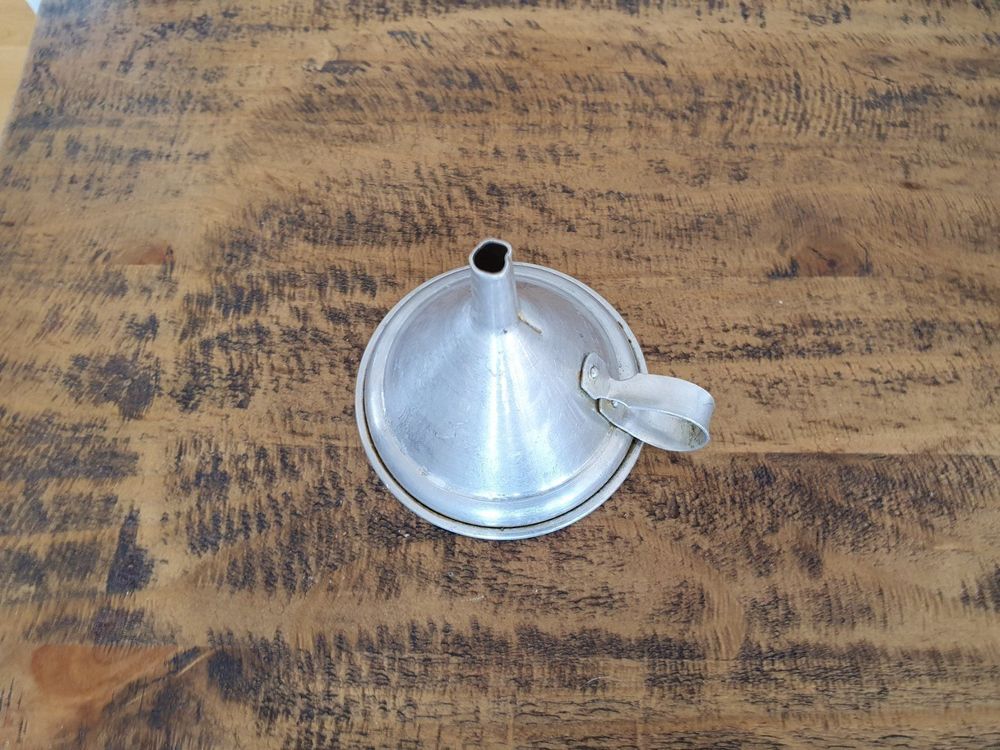 Alu Trichter SIGG (Gebraucht) in Hägglingen für CHF 16 – mit Lieferung ...