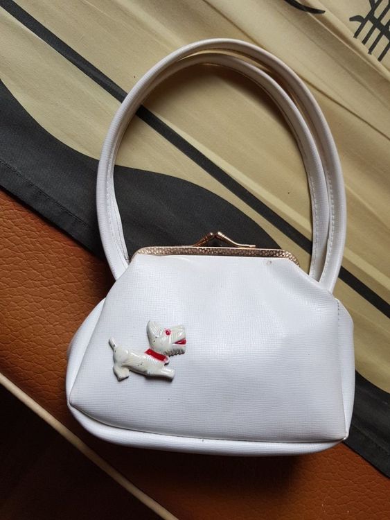 kleine Vintage Hand Tasche mit Hund (Gebraucht) in Walterswil BE für ...