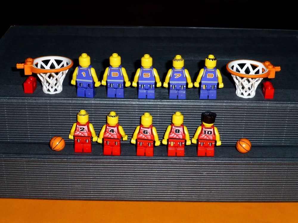 Lego Sports/10 Basketball-Figuren plus.. (Gebraucht) in Langnau am ...